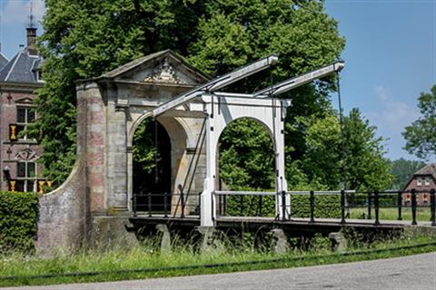 Nyenrode Business Universiteit | a reward for life