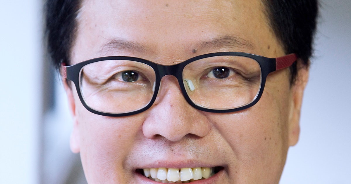 The shoulders of Kalun Tse