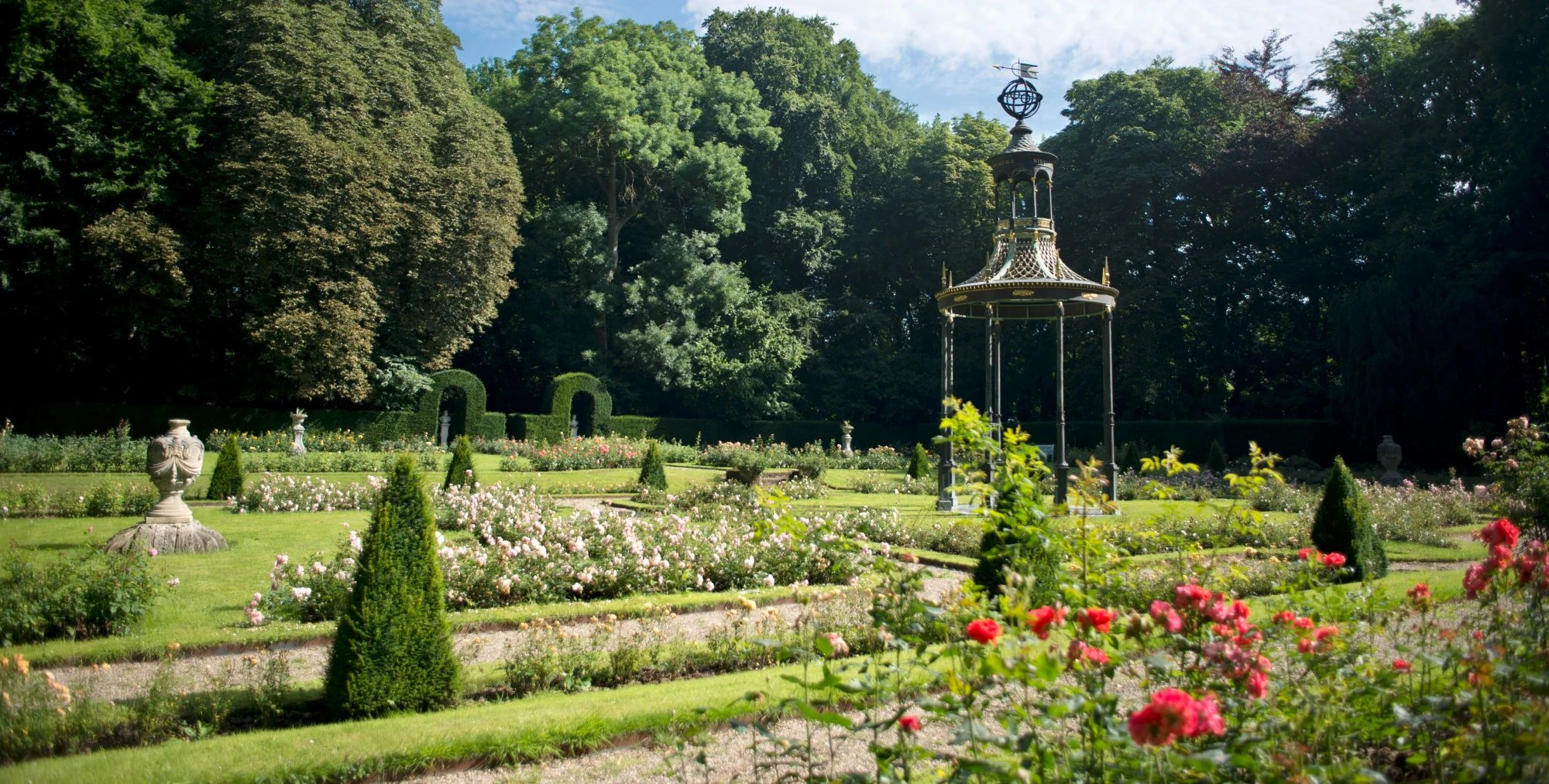 Nyenrode restarts educational activities